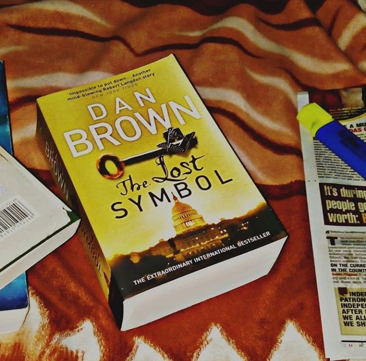 Book Review|The Lost Symbol by Dan Brown – Devyani's World of Epeolatry ...